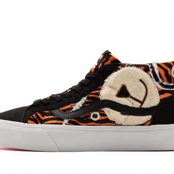נעלי סניקרס ואנס לגברים, Vans Vault Mid Zoo Skool - משלוח והחזרה חינם ...